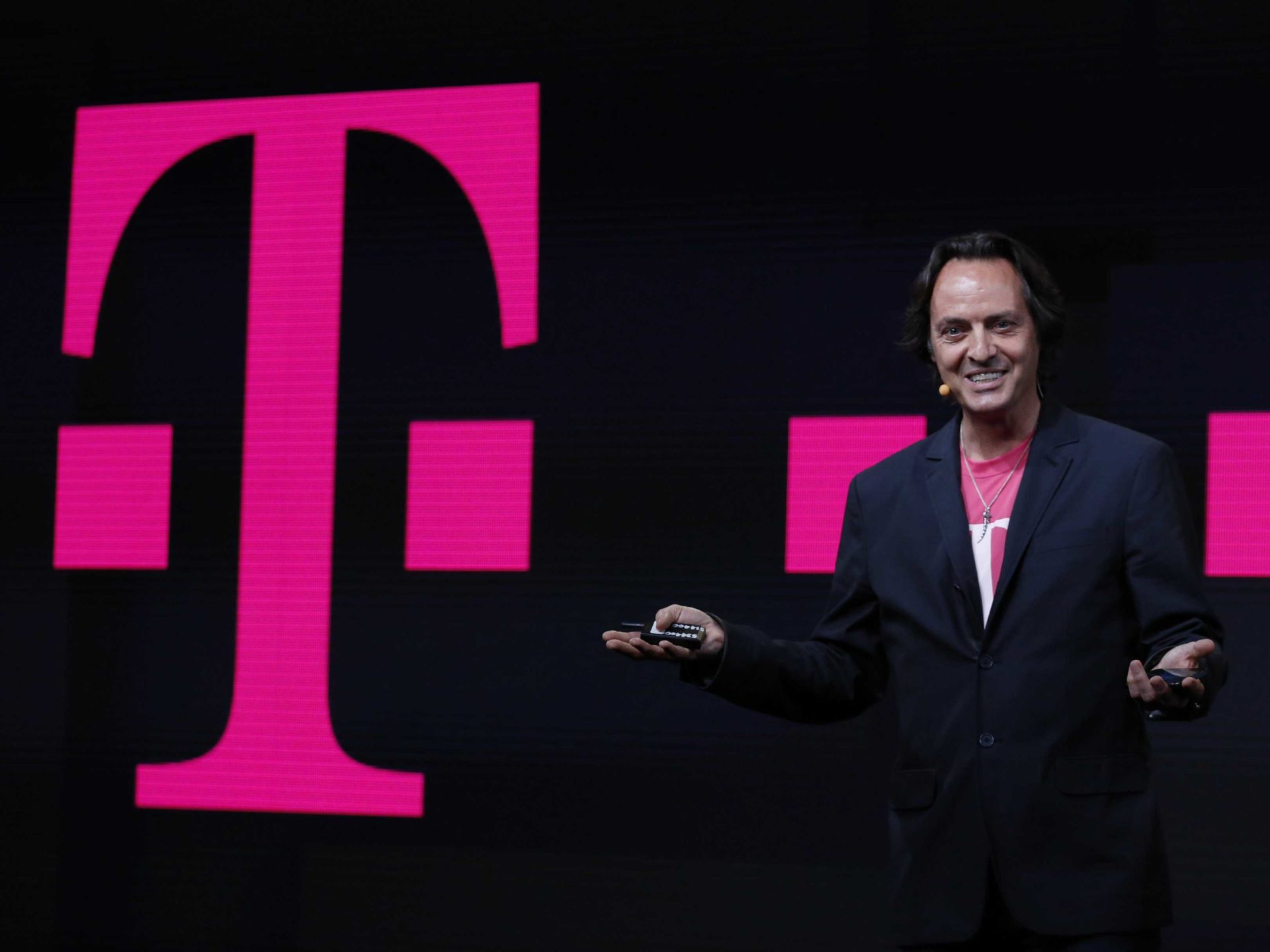 Data Pelanggan Hilang, CEO T-Mobile Naik Pitam - Telko.id